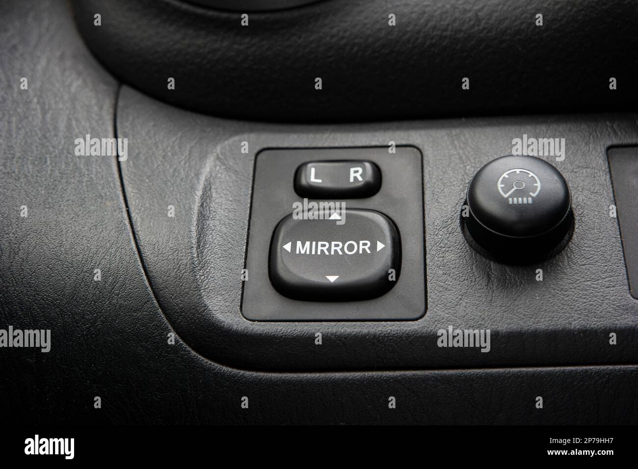 Car with side mirror hi-res stock photography and images - Alamy