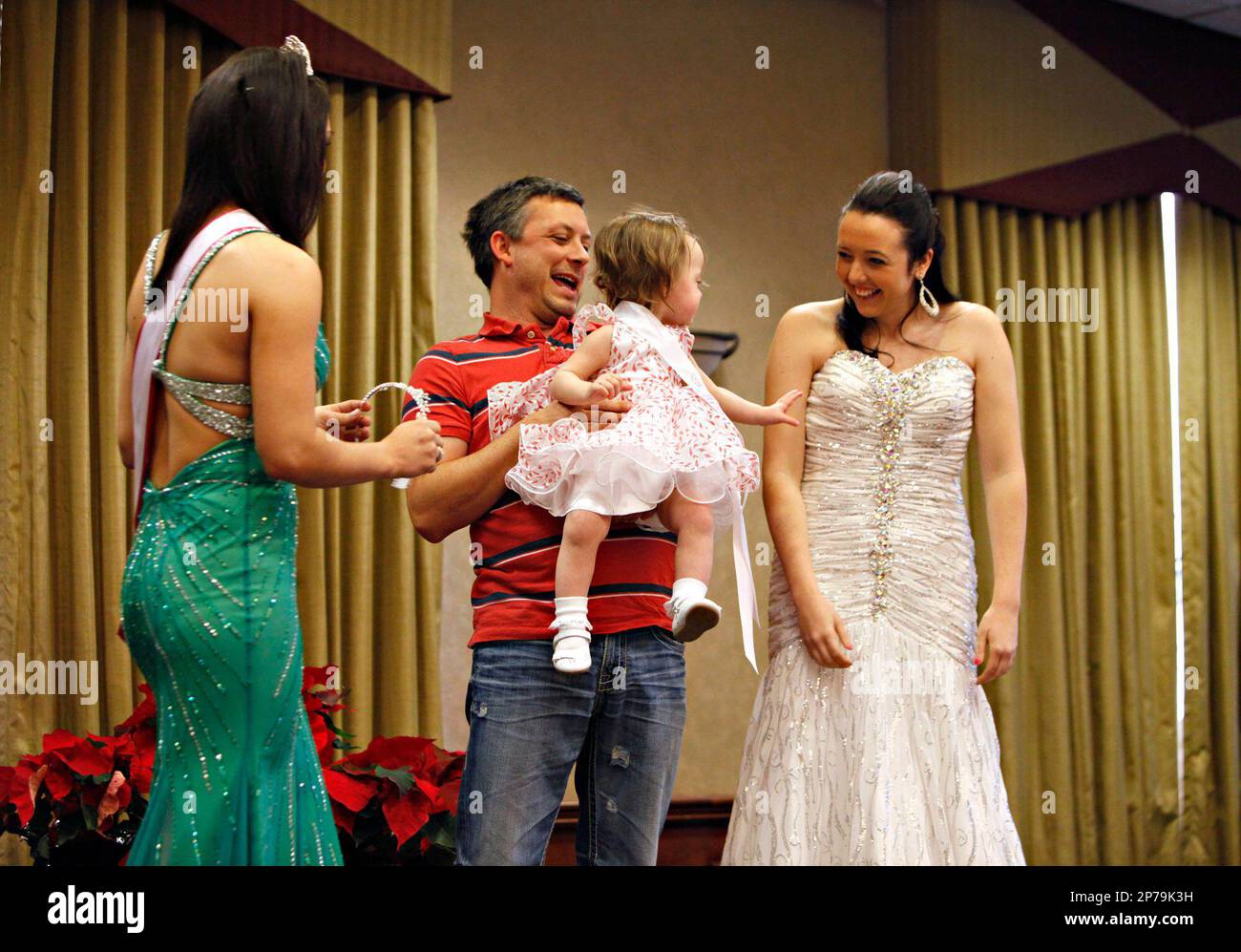 Ronnie White celebrates with his daughter Ellie's new Most Photogenic ...