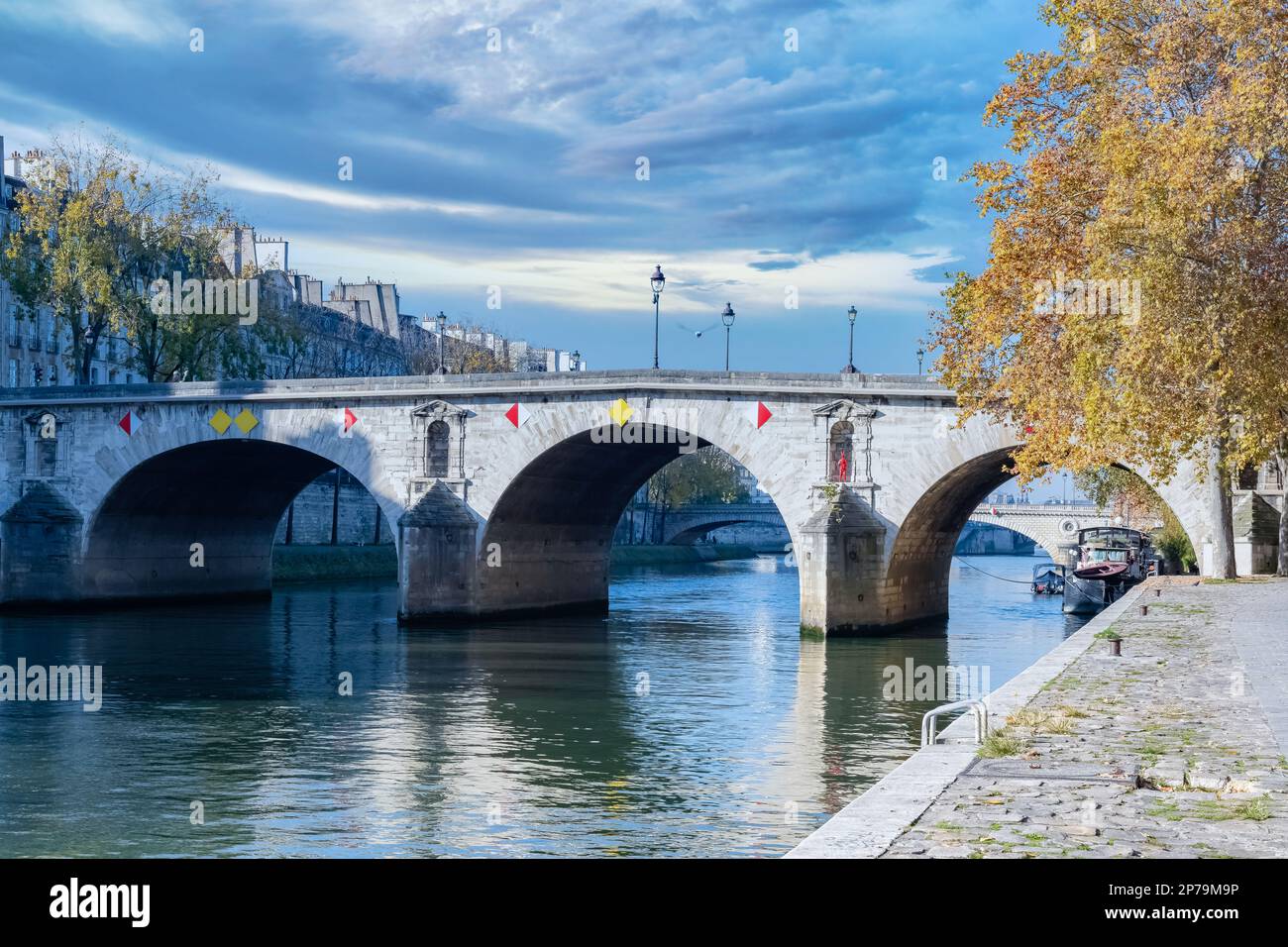 Paris, ile Saint-Louis, the pont Marie on the Seine Stock Photo - Alamy