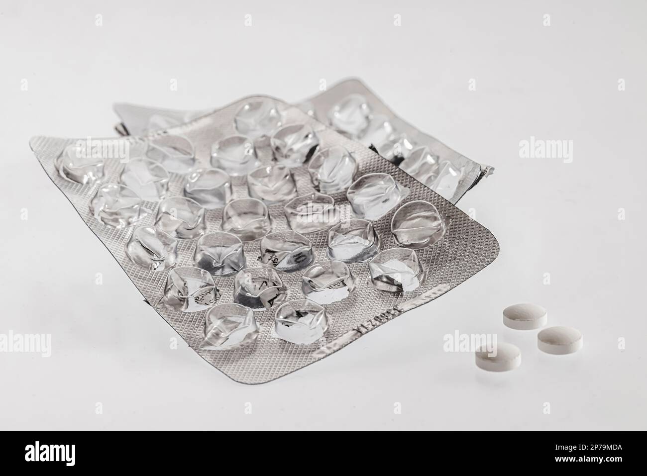 Empty blister packaging medicine hi-res stock photography and images ...