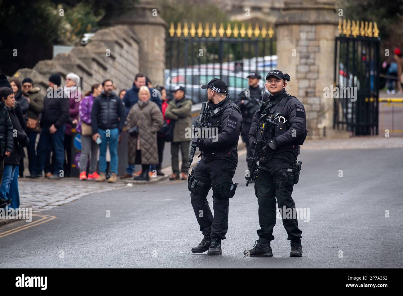 Windsor, Berkshire, UK. 11th February, 2023. Armed Police on duty ...