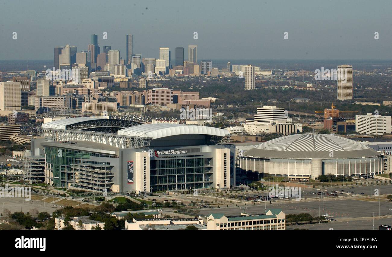 The Reliant Park/Astrodome/Reliant Stadium complex as seen from the air ...