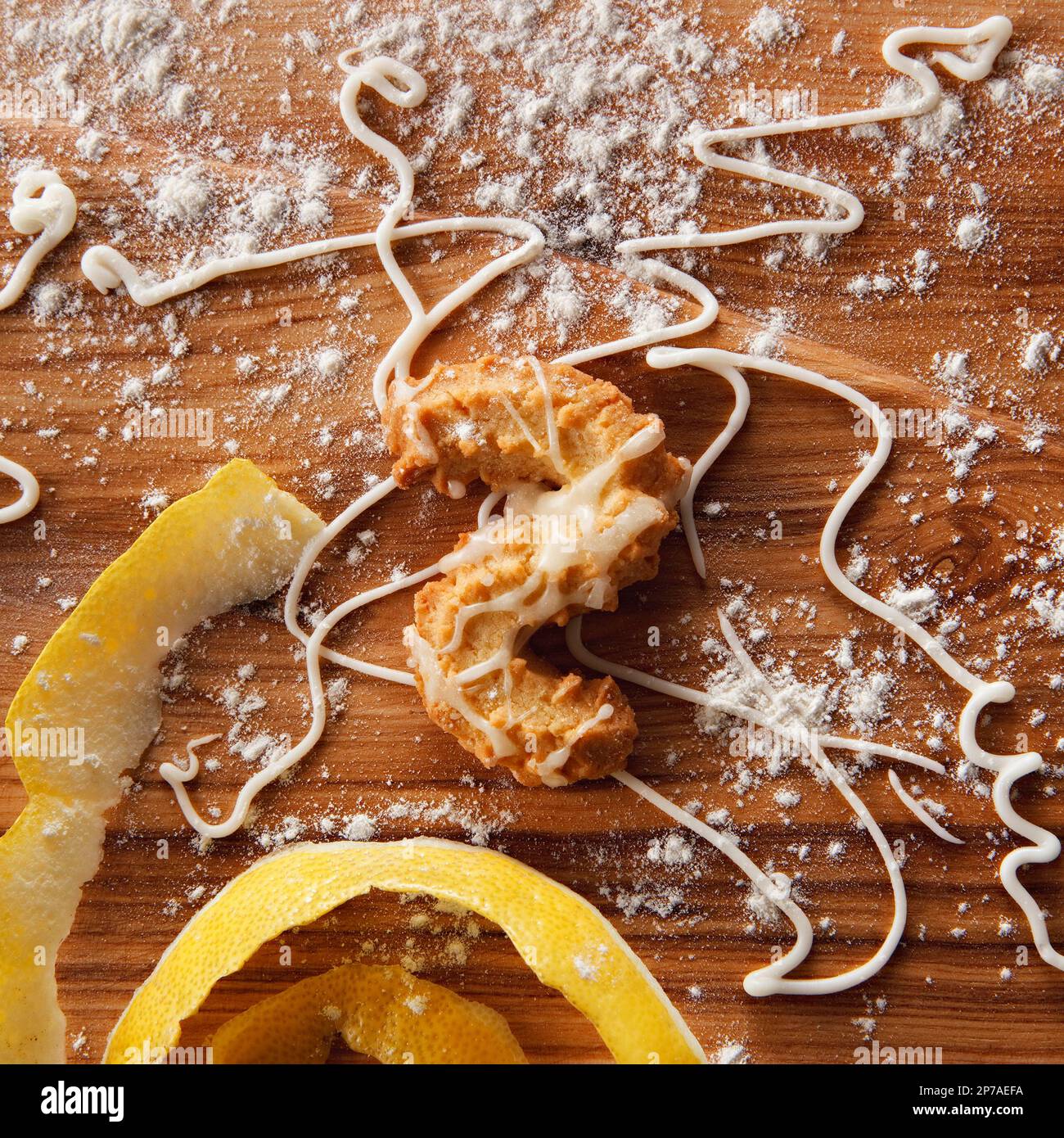 Spritz pastry hi-res stock photography and images - Alamy