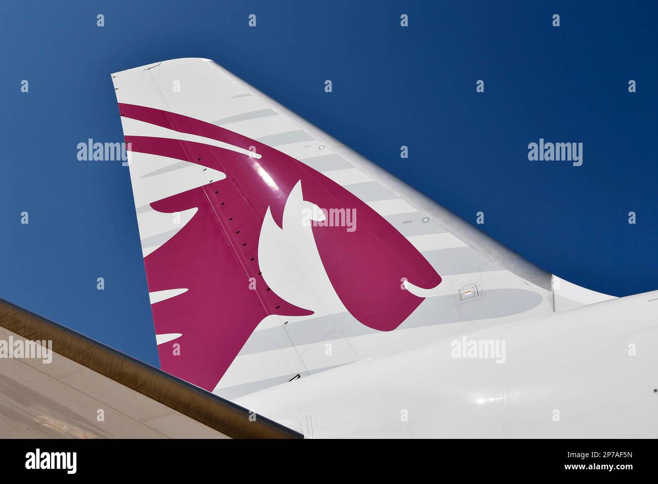 Qatar Airways Boeing B787-9 Dreamliner vertical stabiliser, rudder ...