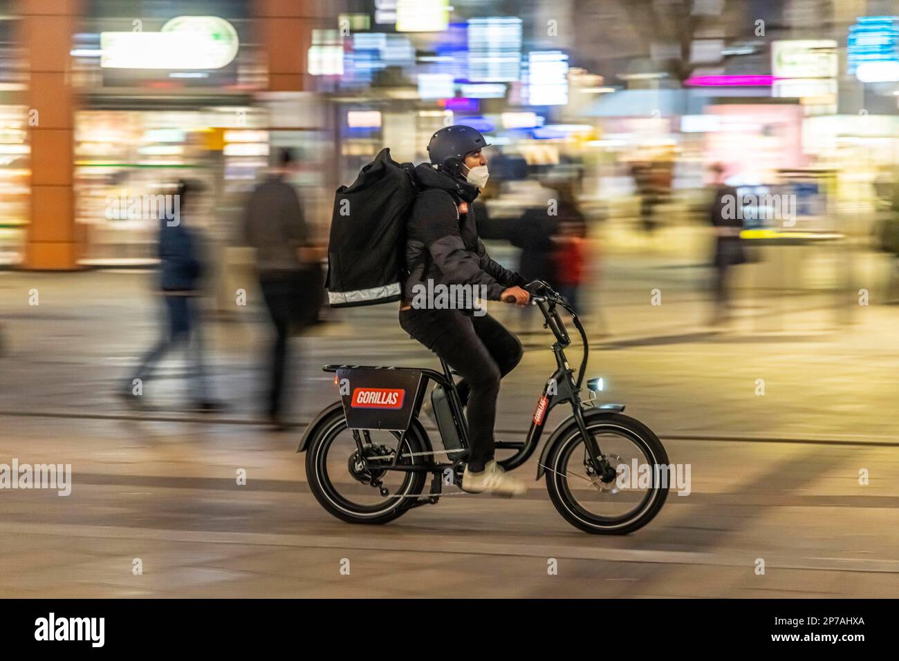 Bicycle courier of the delivery service Gorillas, Rider, Stuttgart ...