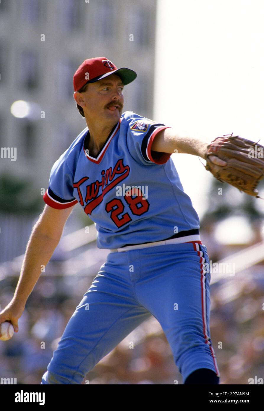Minnesota Twins pitcher Bert Blyleven pitches in a game against the St ...