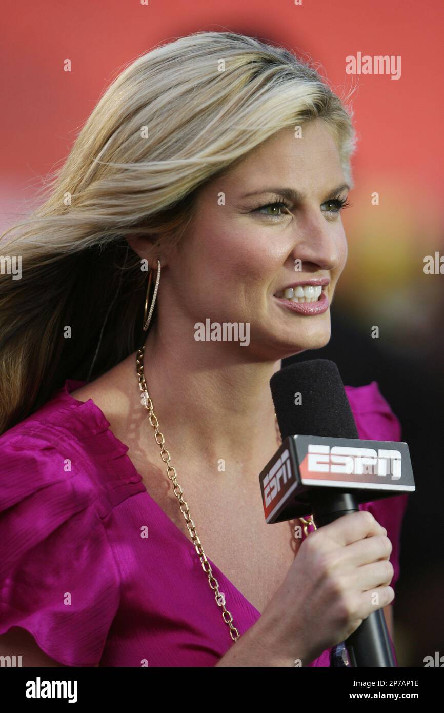 Erin Andrews of ESPN reports from the field as the Miami Hurricanes ...