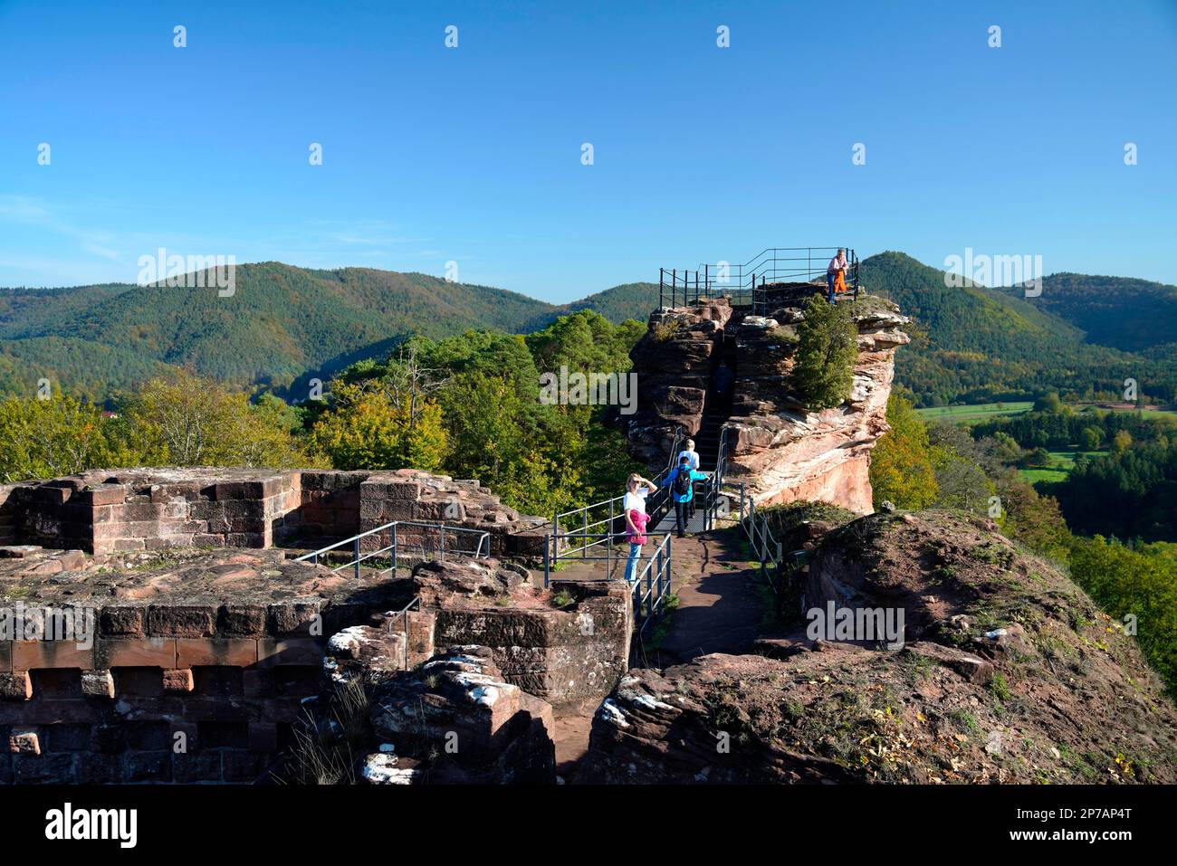Ruin, medieval rock castle, Dahn castle group, Palatinate Forest ...