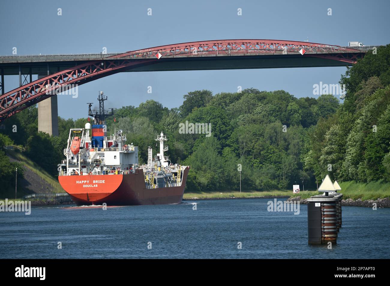 Tanker bridge hi-res stock photography and images - Alamy