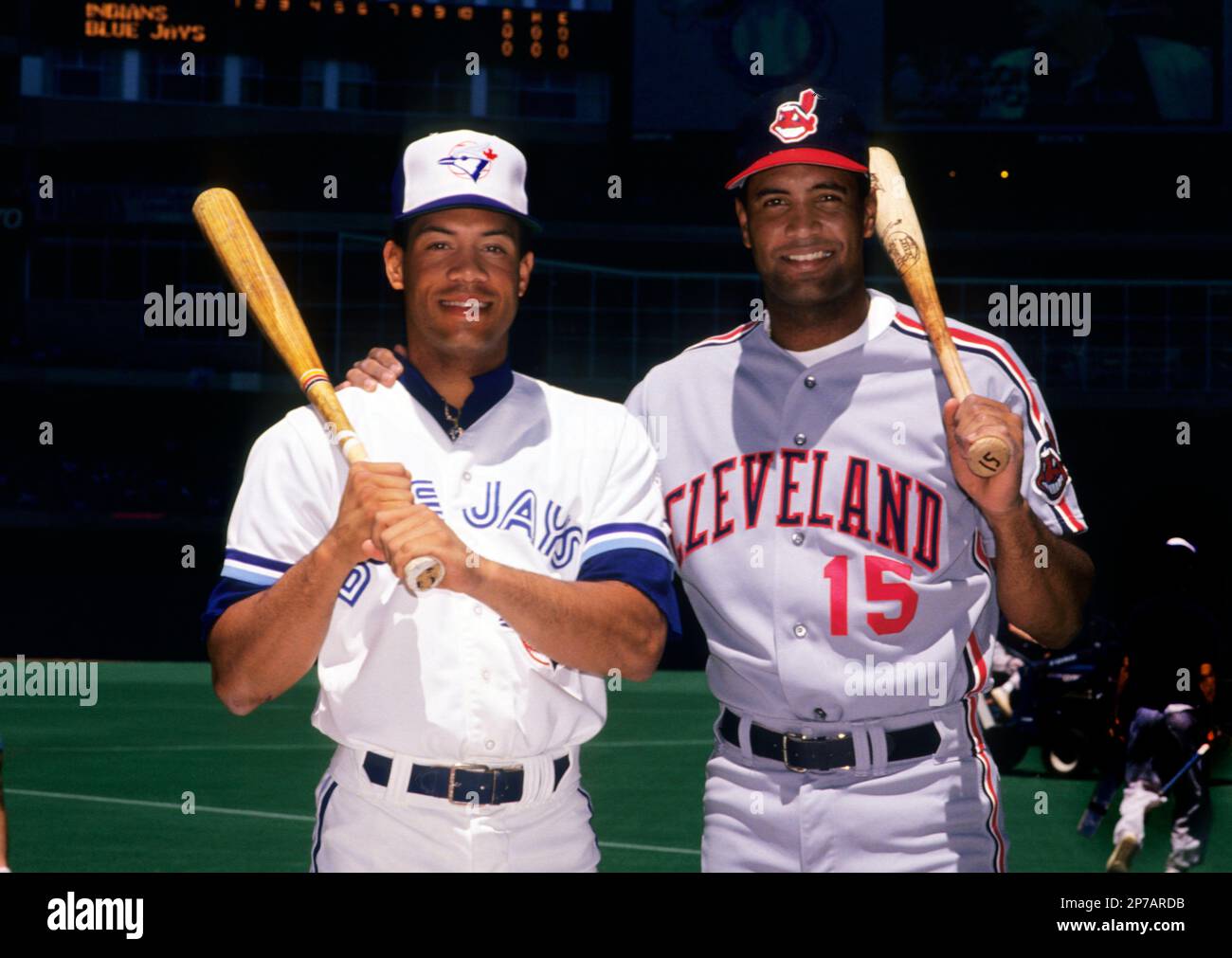Toronto BlueJays Robbie Alomar poses with his brother All Star Sandy ...