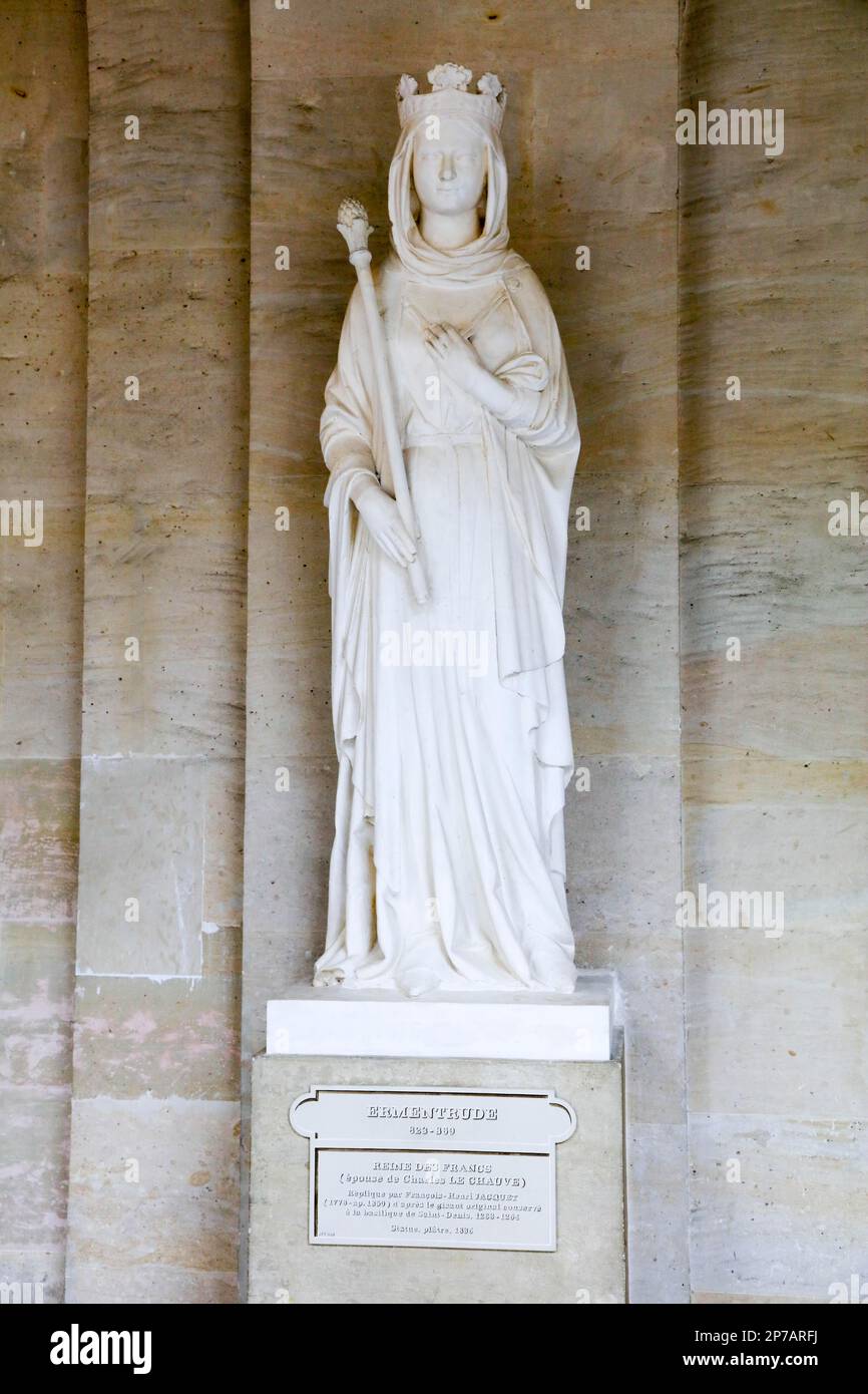 Statue of Ermentrude, Queen of the Franks, Chateau de Versailles ...
