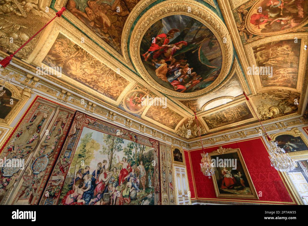 Chateau de versailles grand hi-res stock photography and images - Alamy