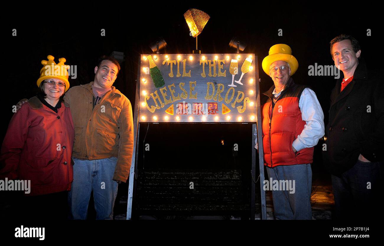 From left, Glenda Risch, Mike DeGuelle, Dan Risch and Jeff Peterson ...