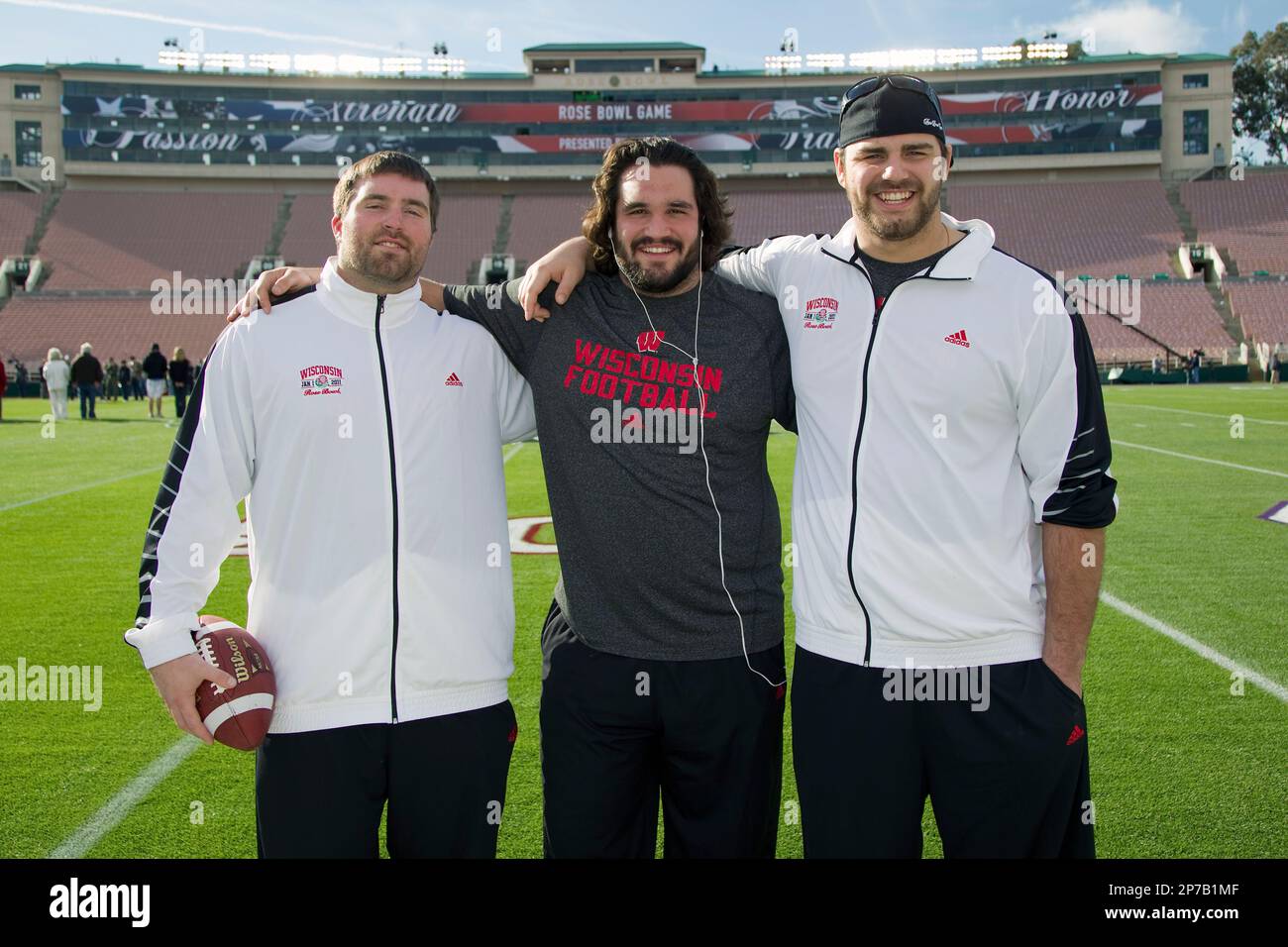 Wisconsin Badgers lineman Bill Nagy, from left to right, John Moffitt ...