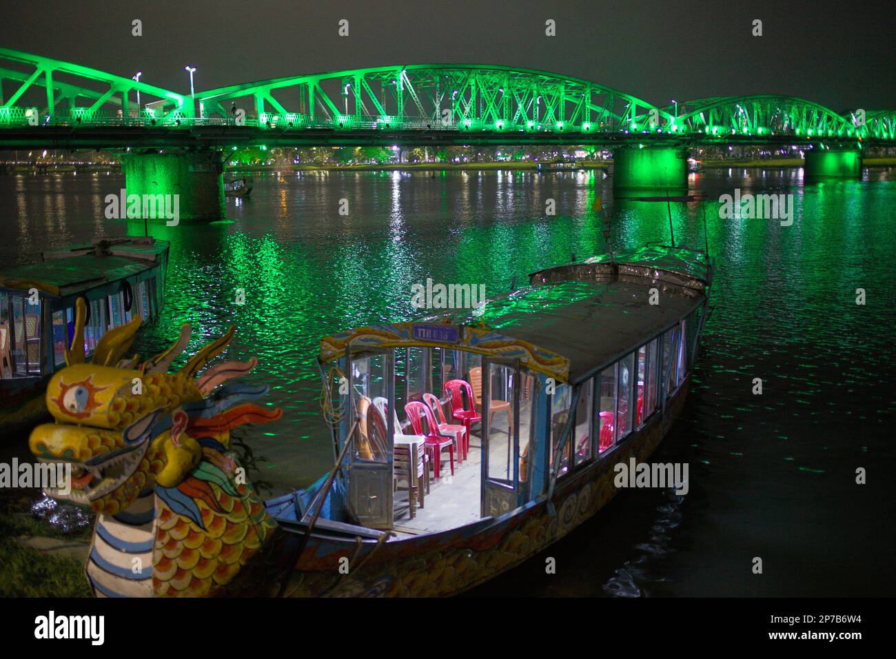 Vietnam, Hue, Perfume River, Truong Tien Bridge, boat Stock Photo - Alamy