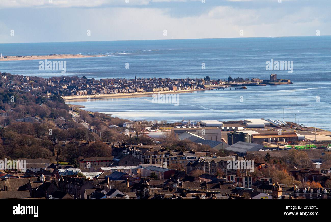 Dundee, Tayside, Scotland, UK. 8th March, 2023. UK Weather: Northeast ...