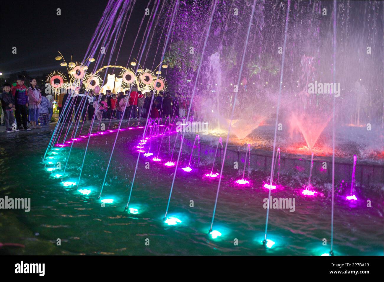 Vietnam, Hue, fountain, night, nightlife Stock Photo - Alamy