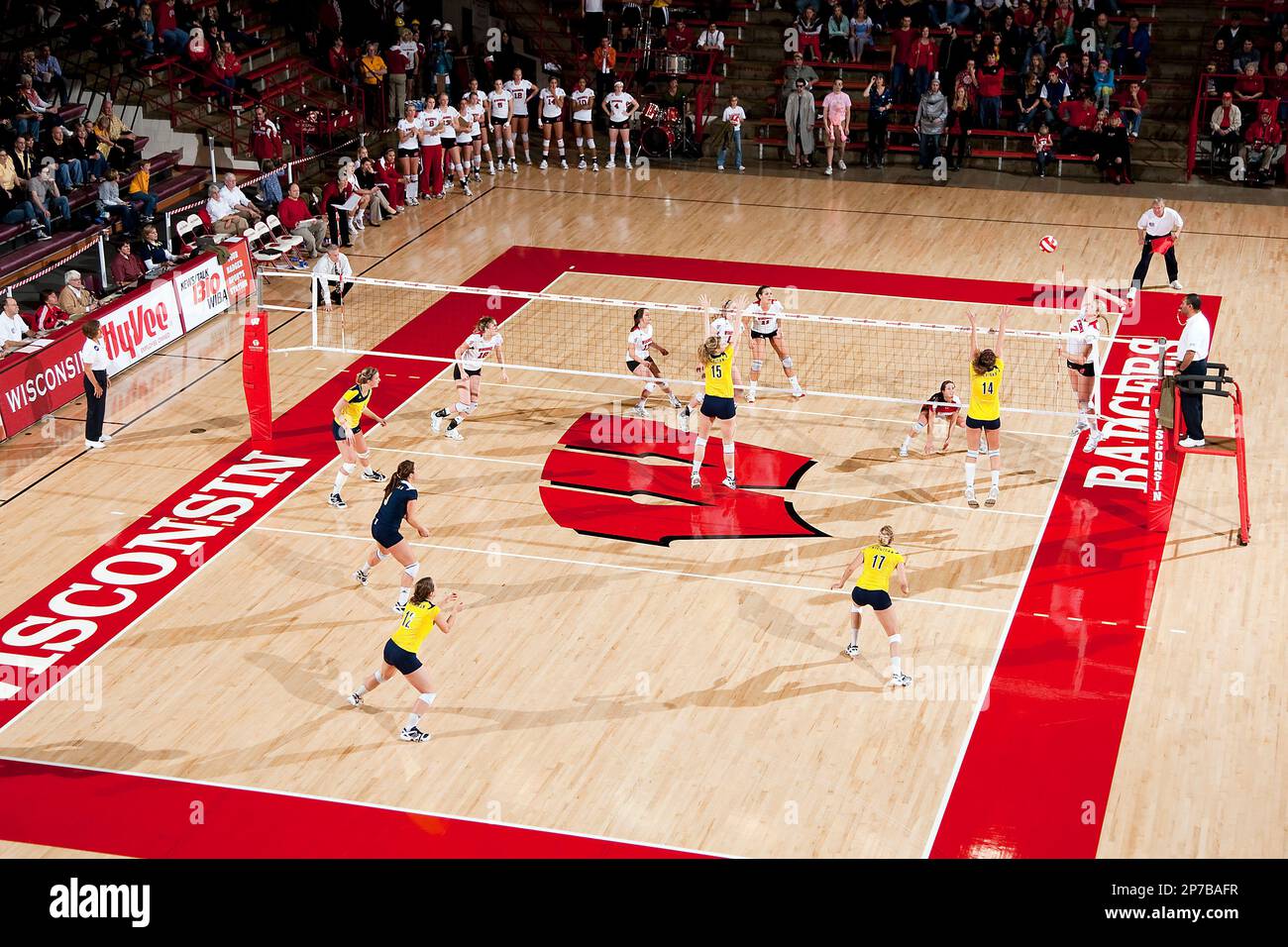 A general view of the Field House during the Wisconsin Badgers NCAA ...