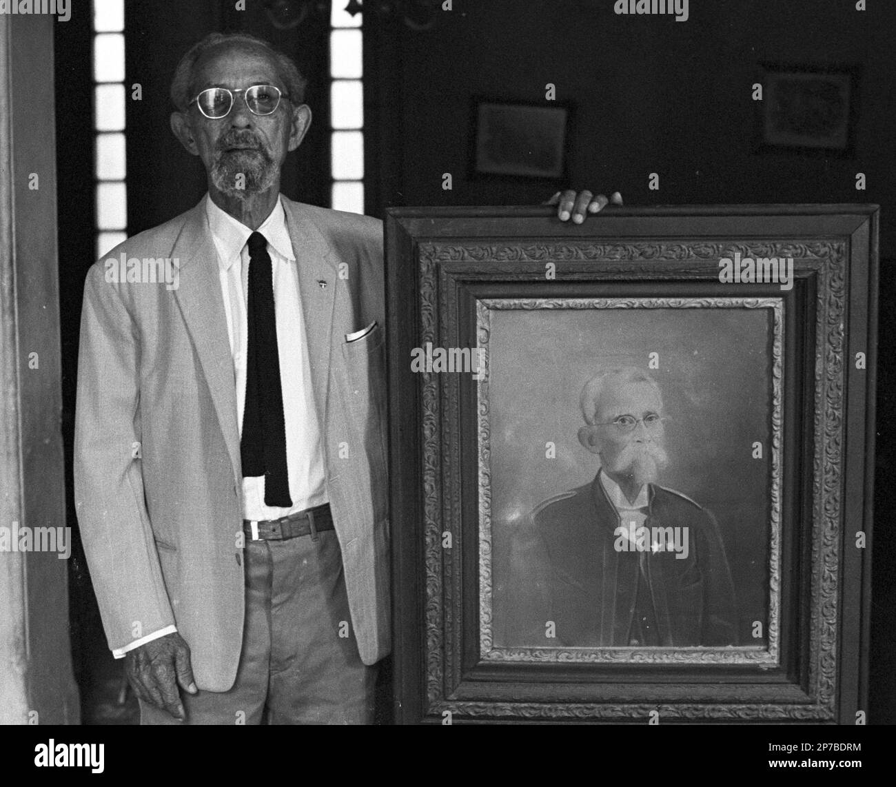 During an interview for the magazine, Cuba, Maximo Gomez poses with a ...