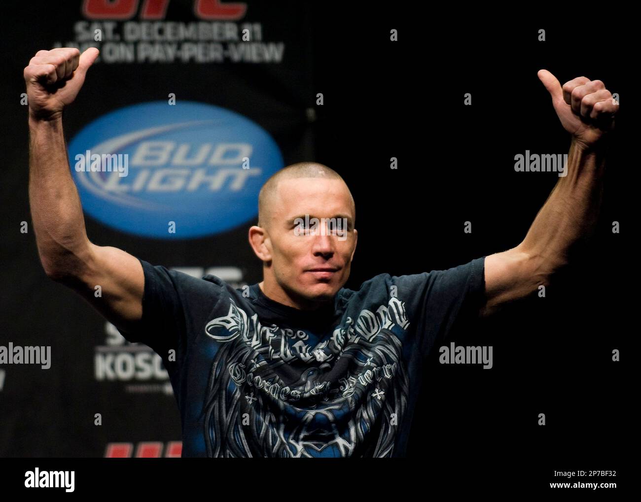 Ufc Weigh In Crowd