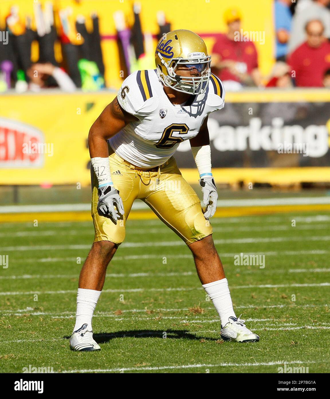 UCLA Bruins safety Tony Dye in the first quarter against the Arizona ...