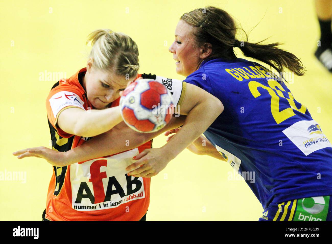 Isabelle Gullden from Sweden, right, and Cornelia Groot from the ...