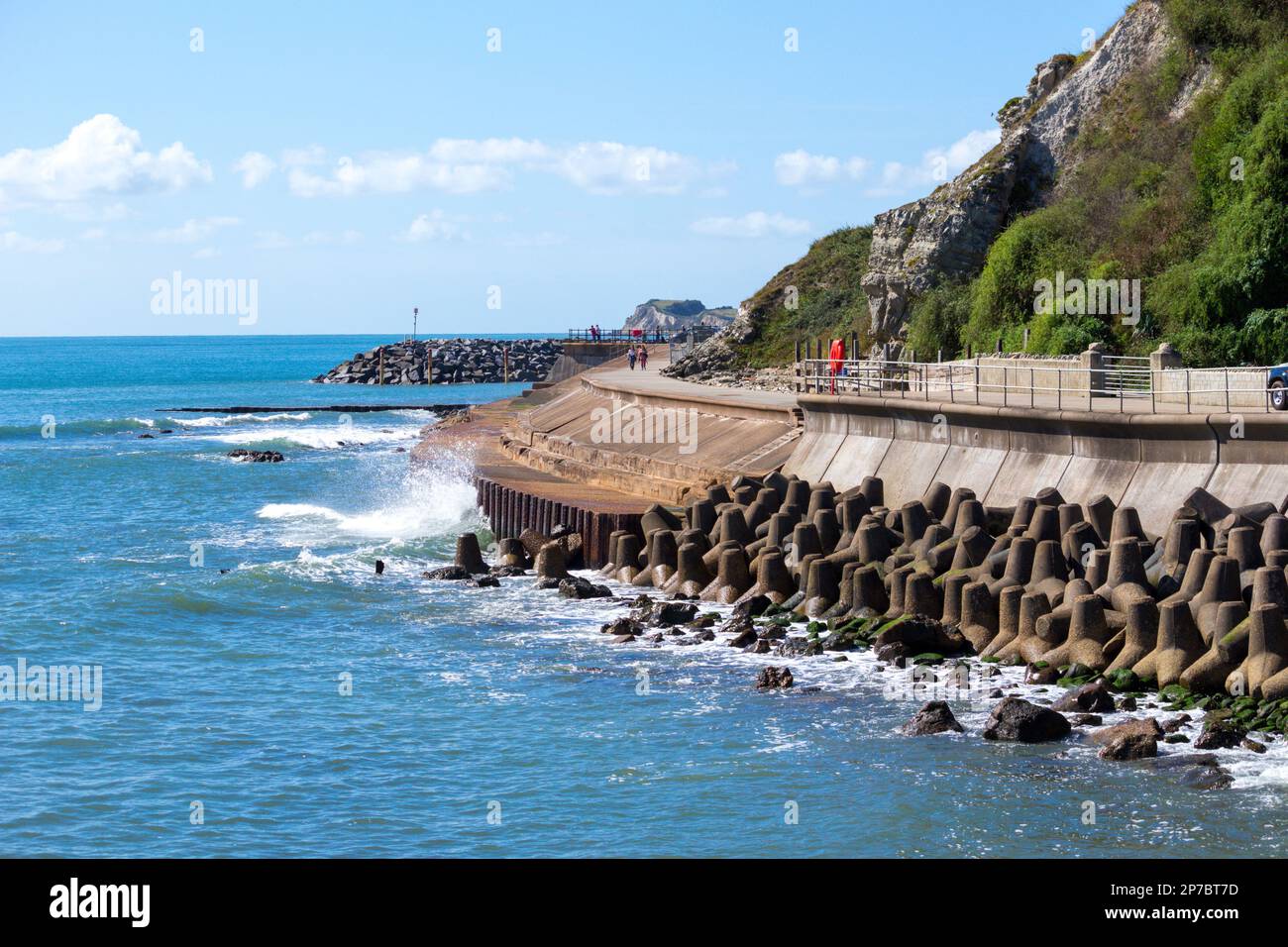 Wave dissipating concrete blocks hi-res stock photography and images ...