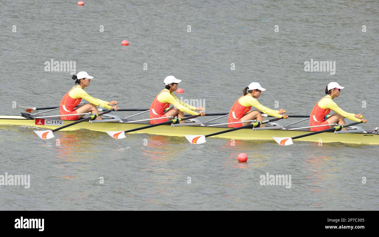 Gold winners LIU Jing, LIU Tingting, WANG Xinnan, YAN Shimin of China ...