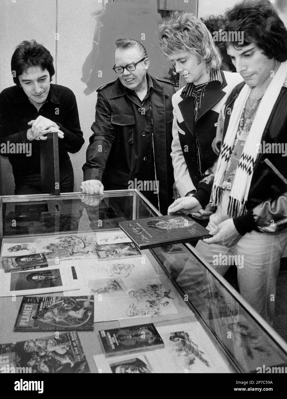 Kelly Freas with rock band Queen--John Deacon, Roger Taylor and Freddie ...