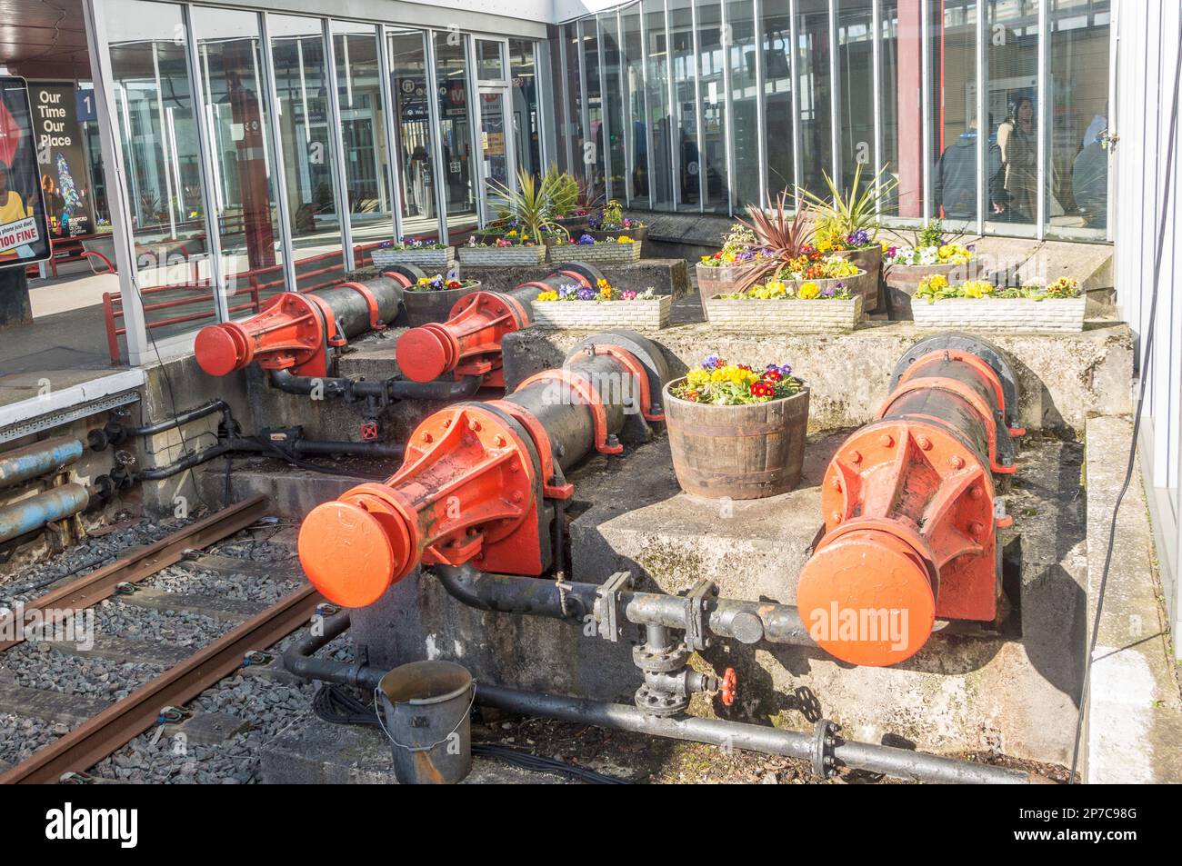 Bradford interchange railway station hi-res stock photography and ...