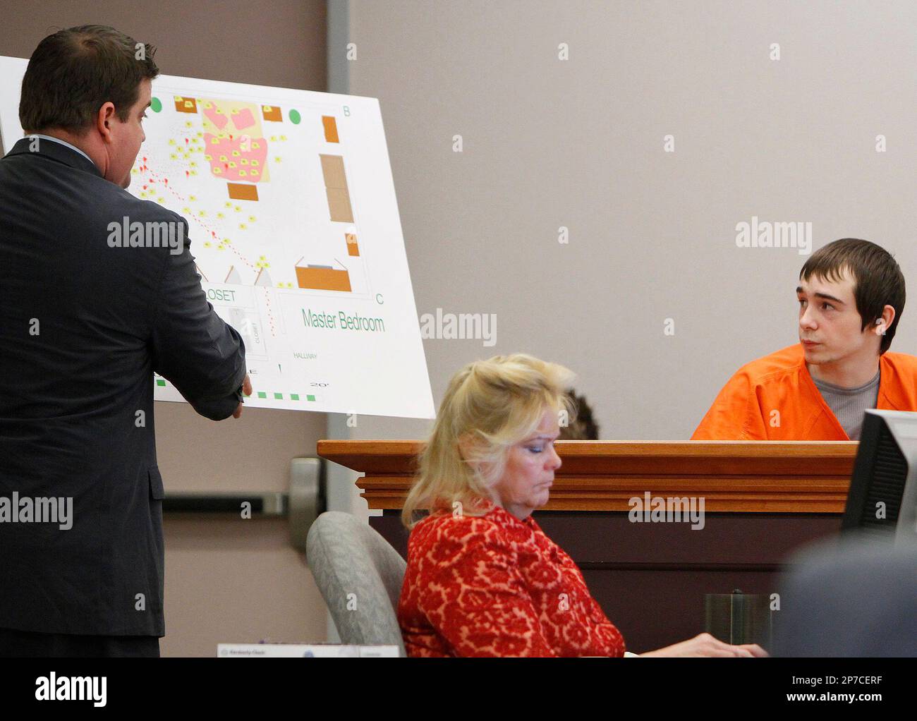 Jonathan Cohen shows a diagram of the Cates family's master bedroom to ...