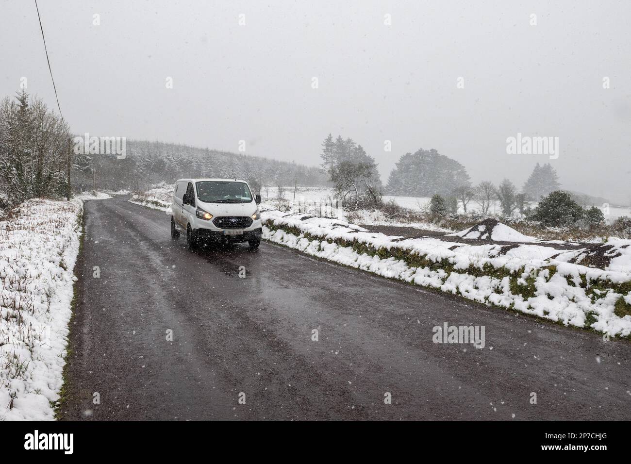 Yellow met warning hi-res stock photography and images - Alamy