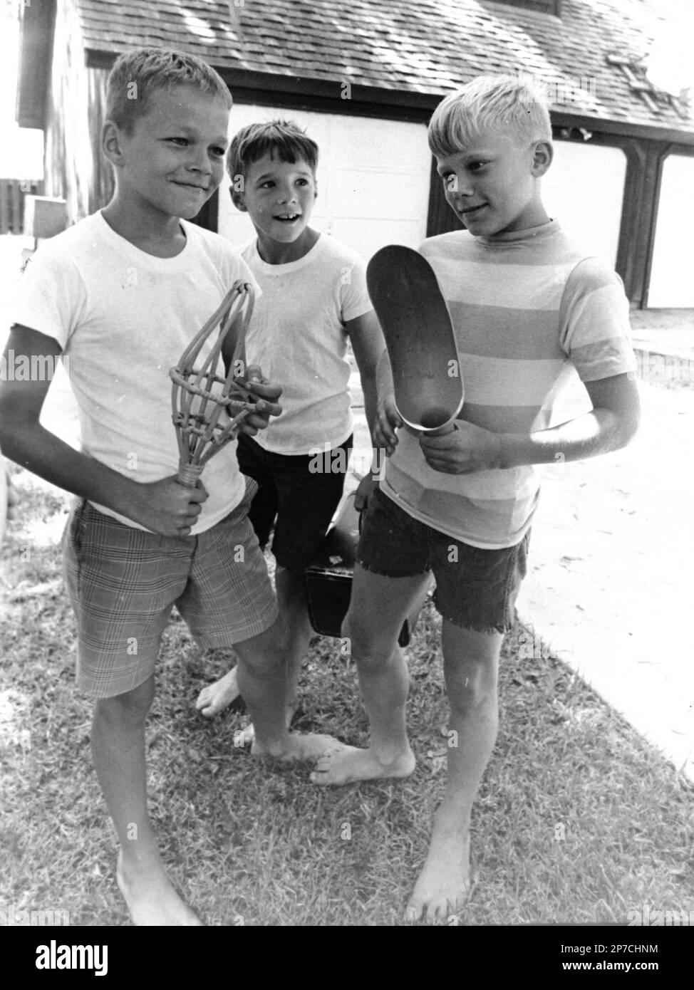 Astronaut Edwin "Buzz" Aldrin's son, Andrew, right, with neighborhood ...