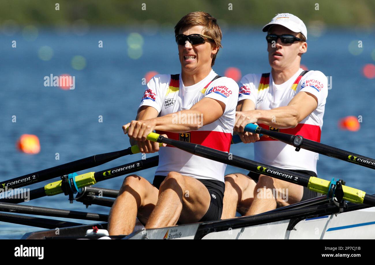 Germany's Lars Hartig, left and Linus Lichtshlag compete in the ...