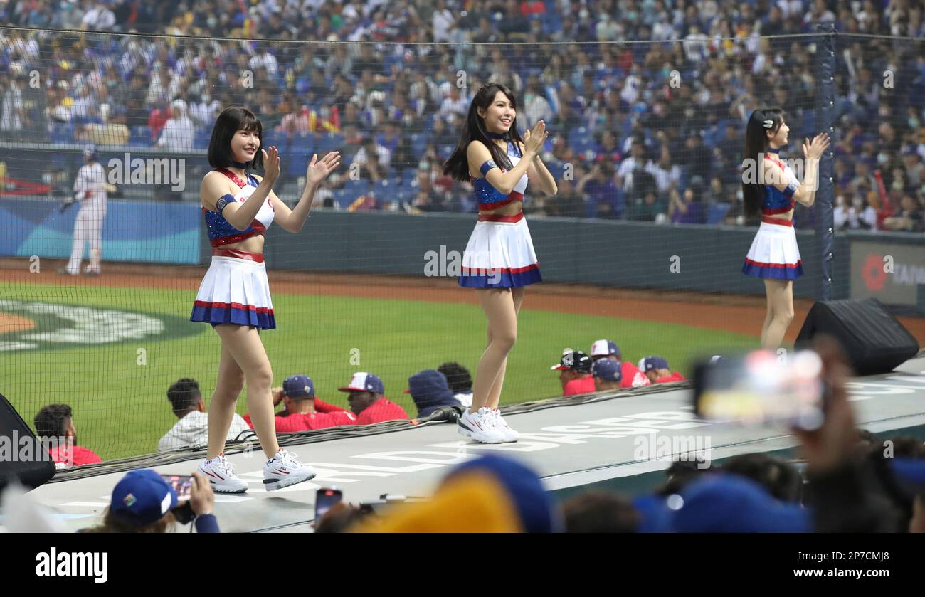 Chinese Taipei cheerleaders "Classic Girls" perform to root for their ...