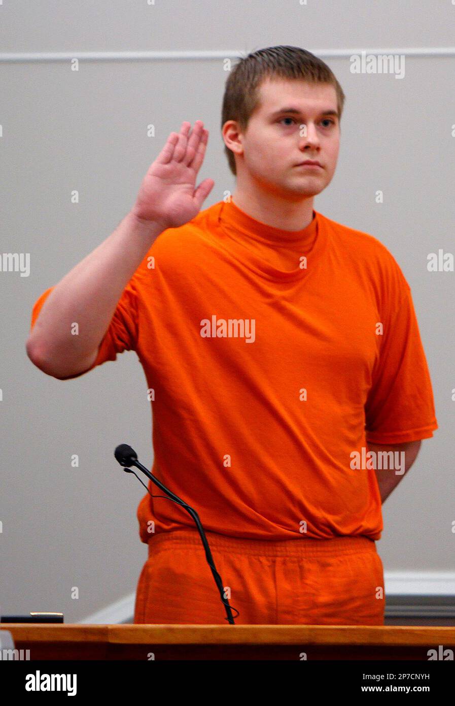 Quinn Glover takes the stand in Hillsborough County Superior Court in ...