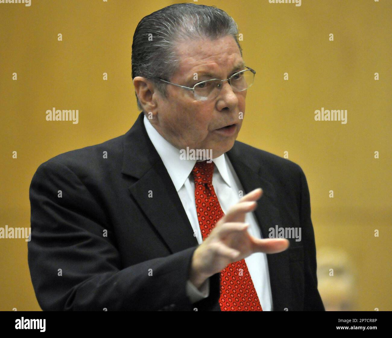 State Attorney Bill Eddins presents the state's case against Leonard ...