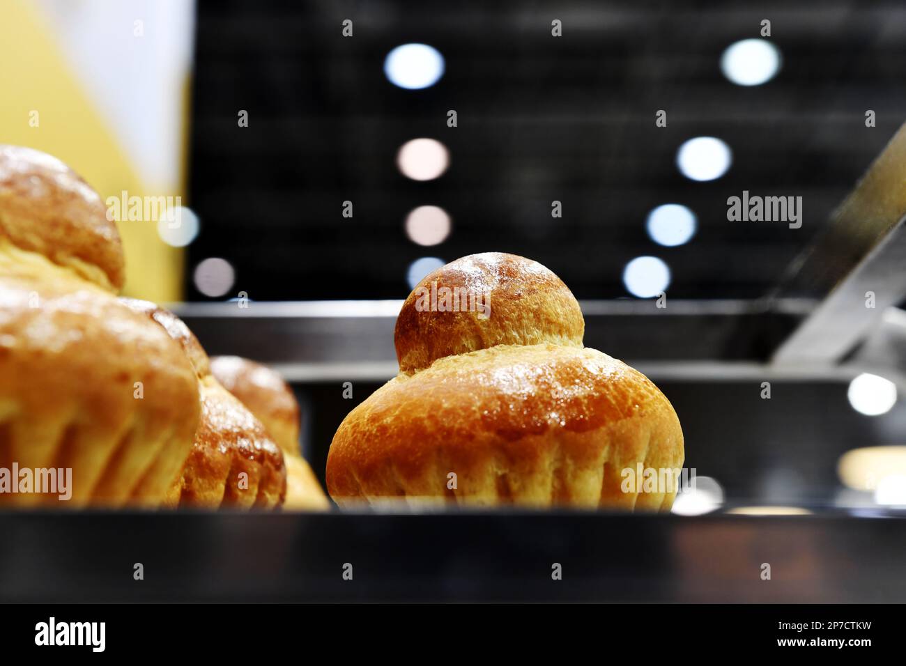 Brioche à tête - French buns in a bakery - France Stock Photo - Alamy