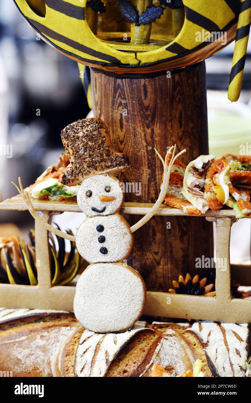 Detail of a baker masterpiece in a bakery - France Stock Photo - Alamy