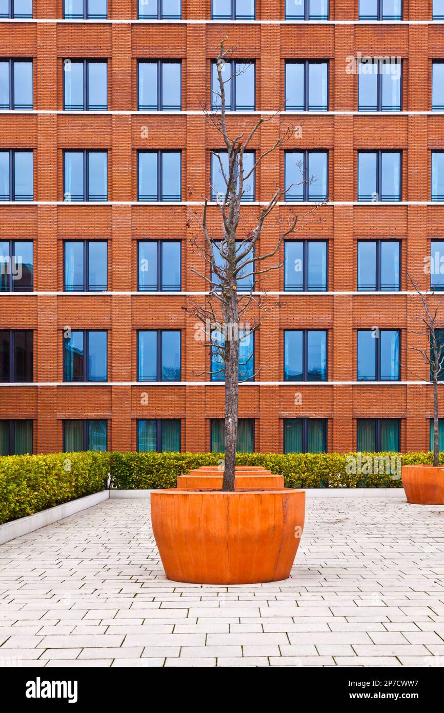 Cuboid architecture hi-res stock photography and images - Alamy