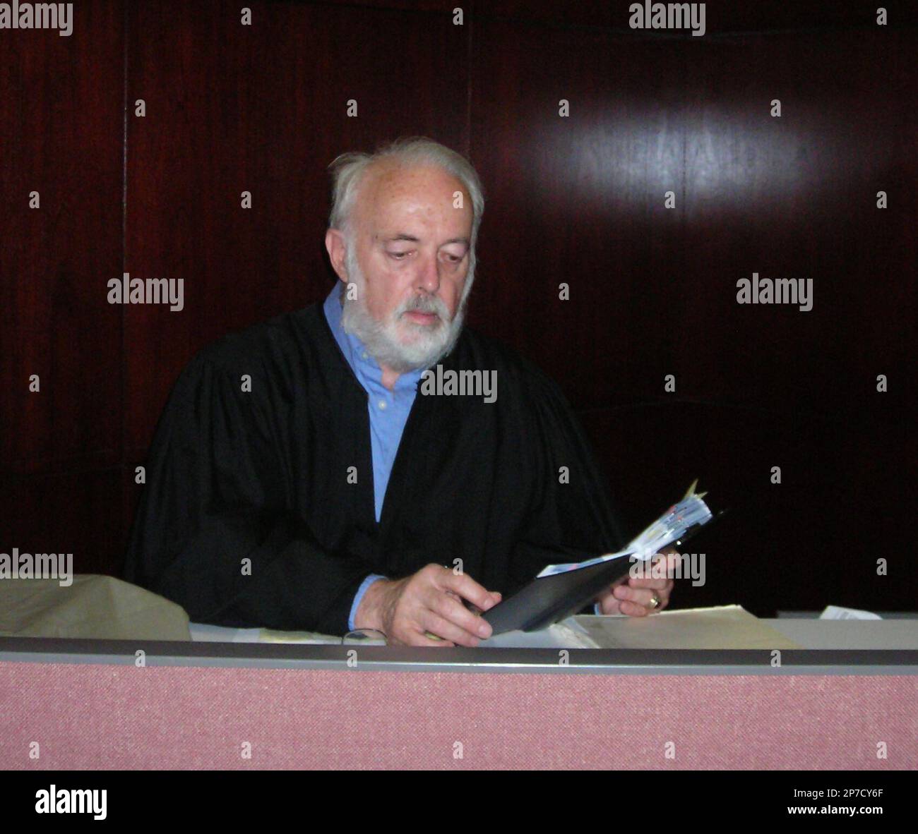 **ADVANCED FOR USE MONDAY, OCT. 25 AND THEREAFTER** Judge J. Steve ...