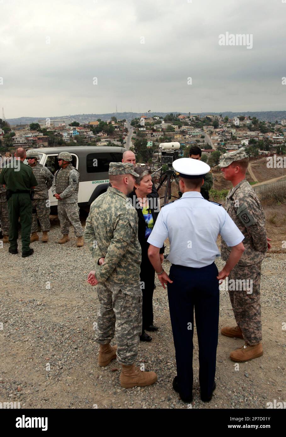 Secretary of Homeland Security Janet Napolitano visits with California ...