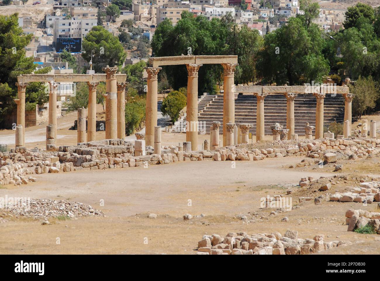 Jordan ancient pottery hi-res stock photography and images - Alamy