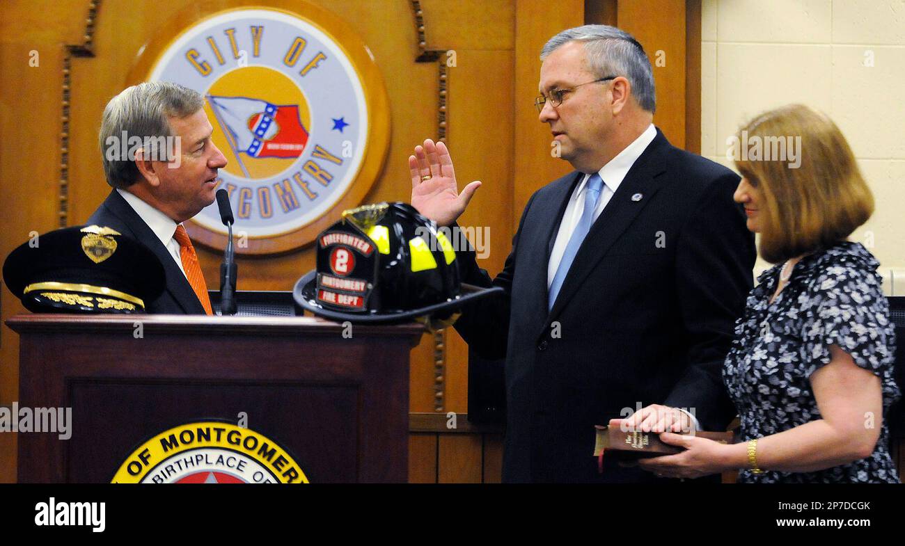 Chris Murphy is sworn in as the Montgomery Public Safety Director by ...
