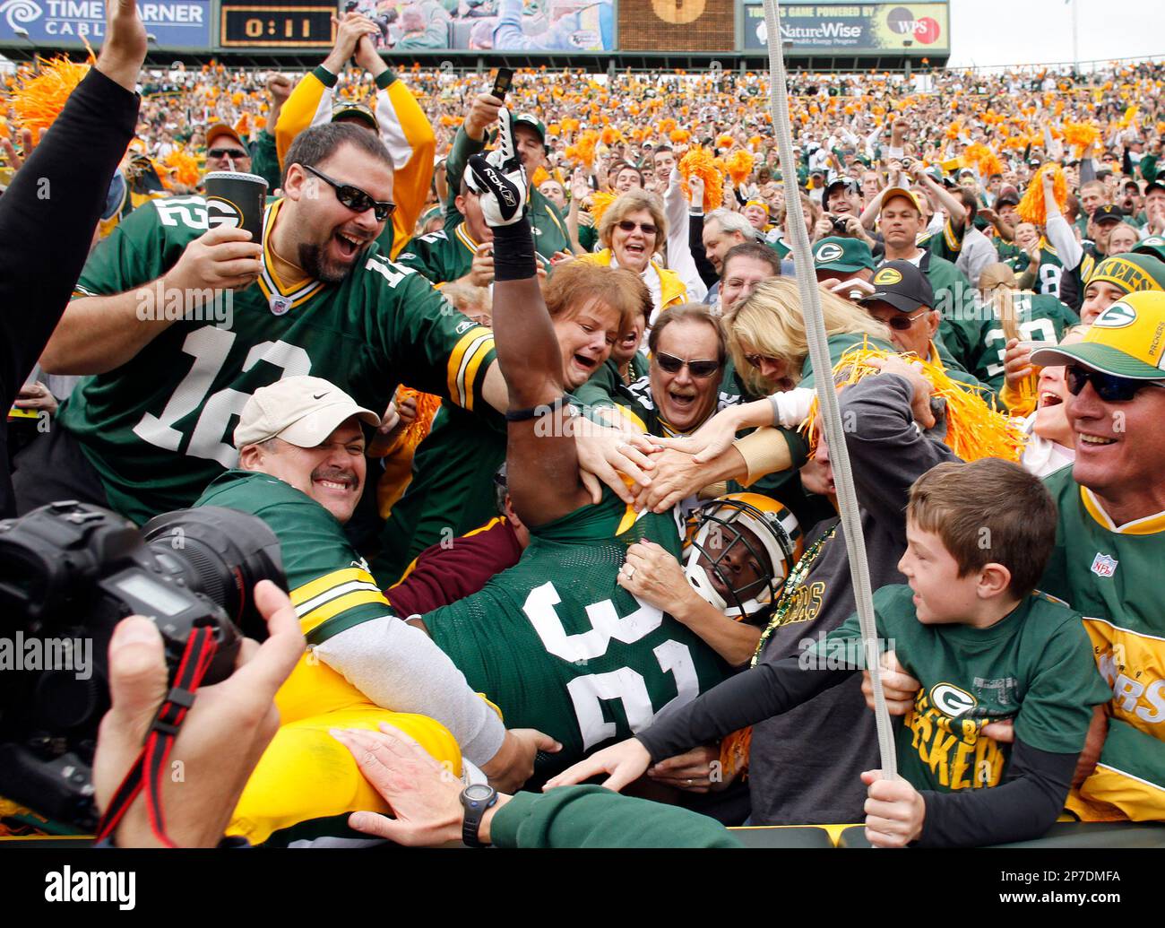 Green Bay Packers running back Brandon Jackson (32) celebrates with ...