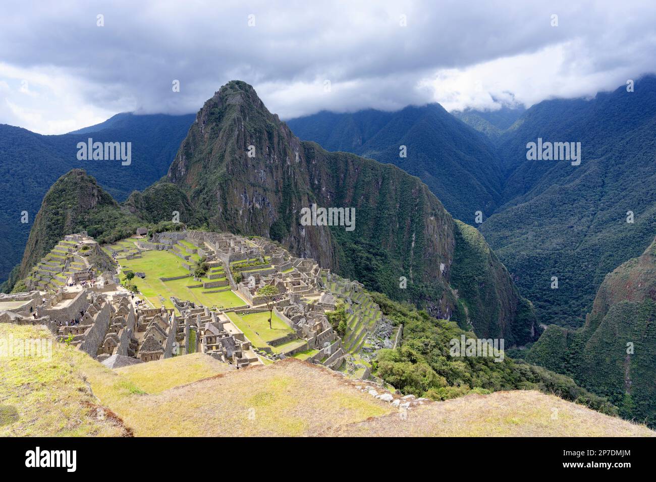 Machu Picchu, Ruined city of the Incas with Mount Huayana Picchu, Andes ...