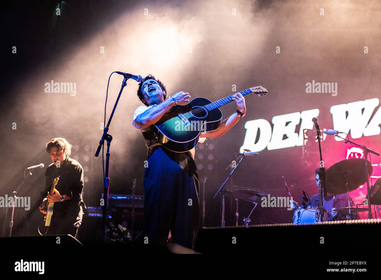 SAN FRANCISCO, CALIFORNIA - MARCH 05: Del Water Gap performs at Bill ...