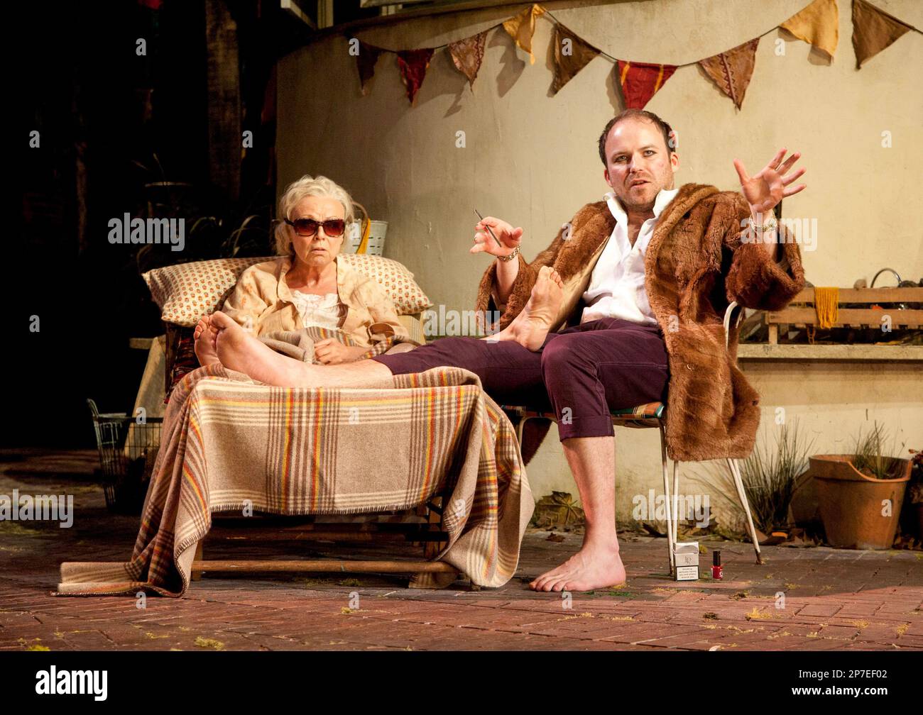 Julie Walters (Judy), Rory Kinnear (Nick) in THE LAST OF THE HAUSSMANS ...