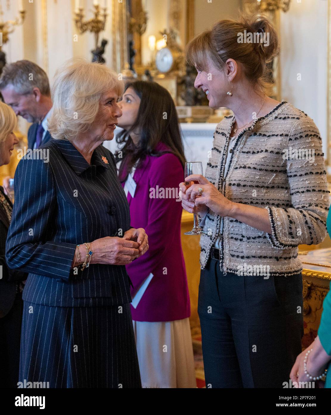 Fiona bruce 2023 hi-res stock photography and images - Alamy