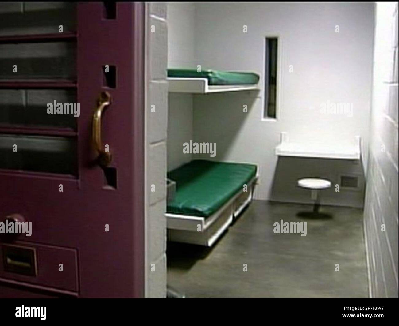 FILE - In this May 4, 2007 file photo from video provided by KCBS-TV in ...